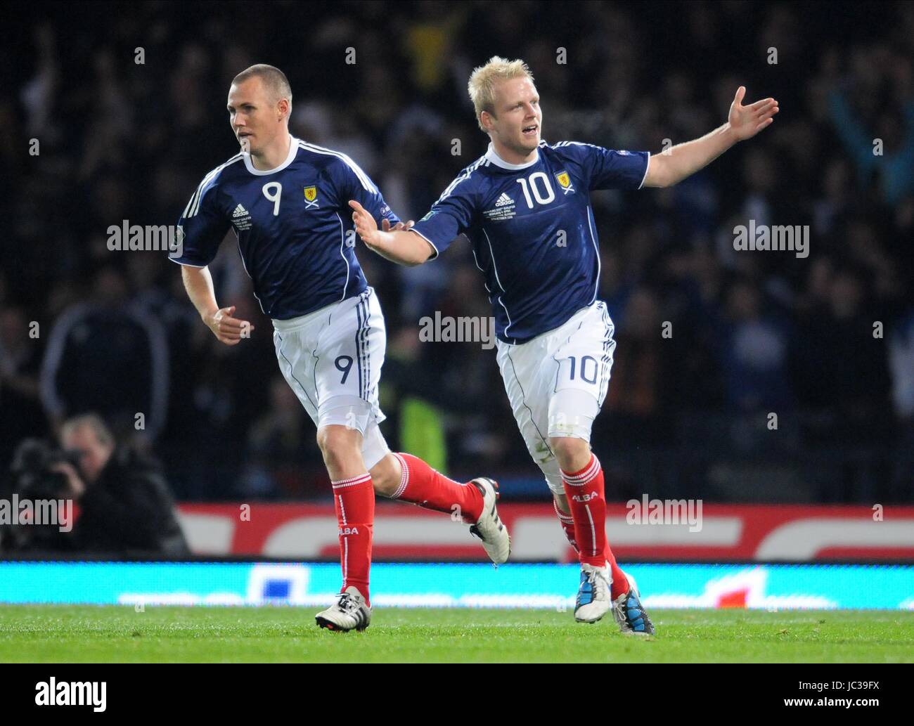 STEVEN NAISMITH CELEBRATES GOA SCOTLAND V SPAIN HAMPDEN PARK GLASGOW ...