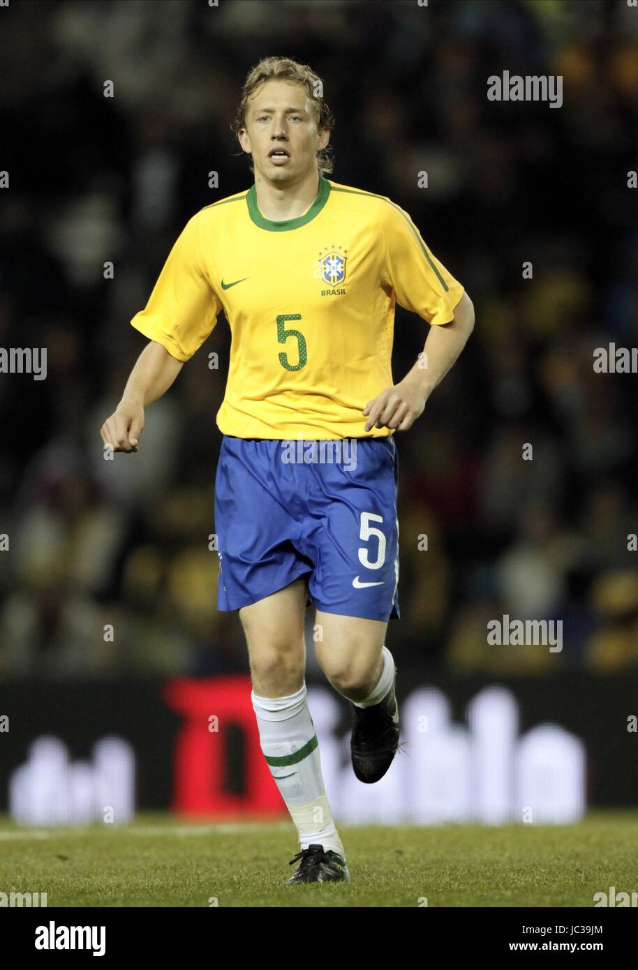 LUCAS LEIVA BRAZIL LIVERPOOL FC BRAZIL & LIVERPOOL FC PRIDE PARK DERBY ...