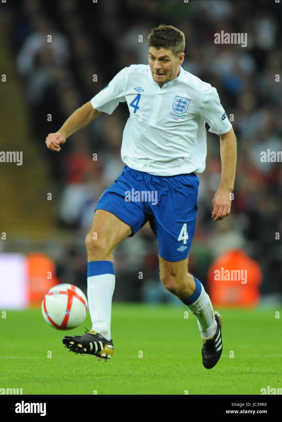 STEVEN GERRARD ENGLAND WEMBLEY STADIUM LONDON ENGLAND 12 October 2010 ...