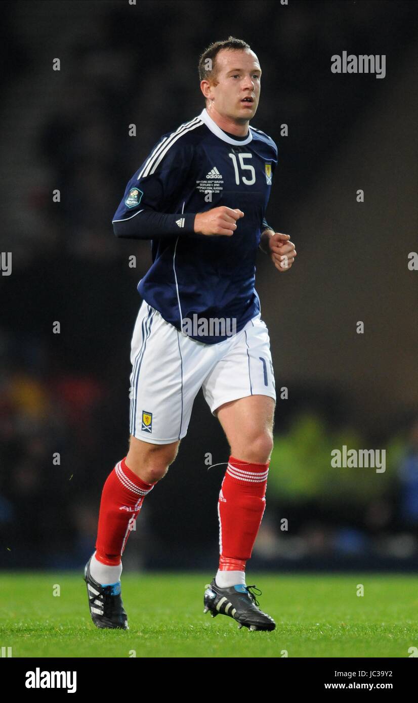CHARLIE ADAM SCOTLAND BLACKPOOL FC SCOTLAND & BLACKPOOL FC HAMPDEN PARK ...