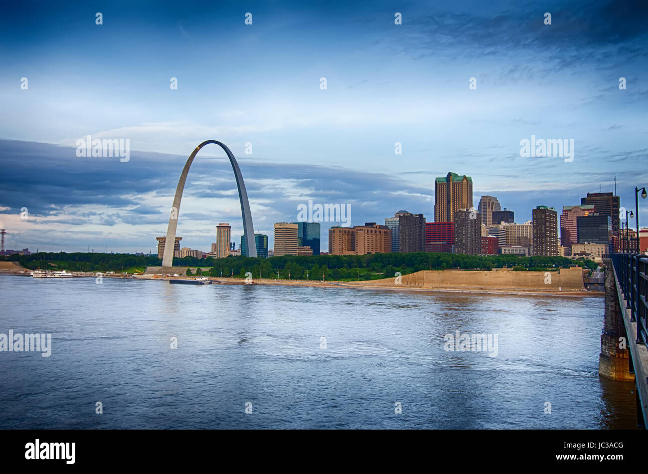 early morning Cityscape of St. Louis skyline in Missouri state Stock ...