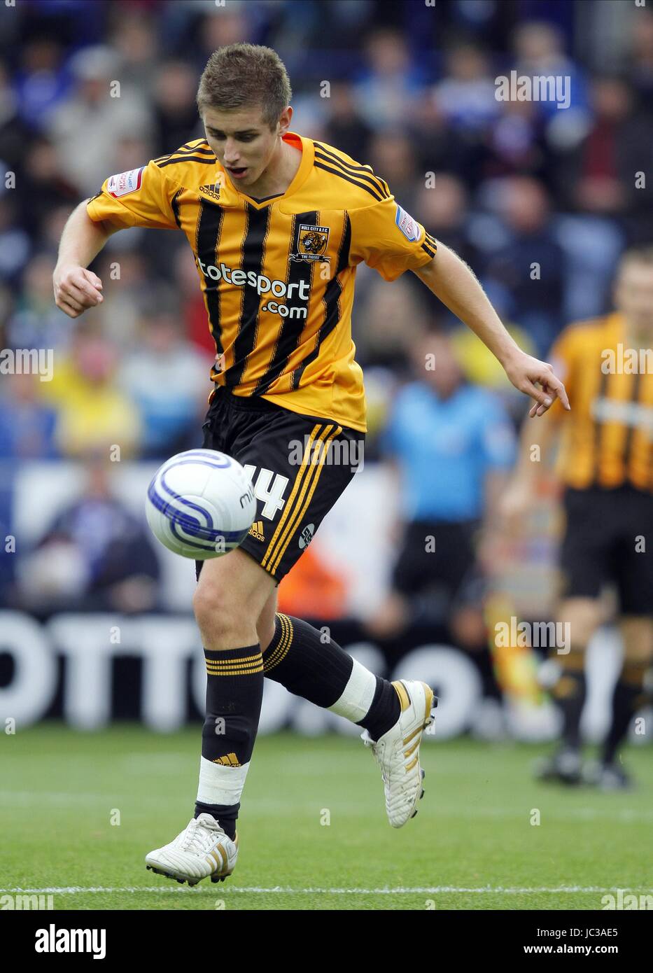 TOM CAIRNEY HULL CITY FC HULL CITY FC WALKERS STADIUM LEICESTER ENGLAND ...