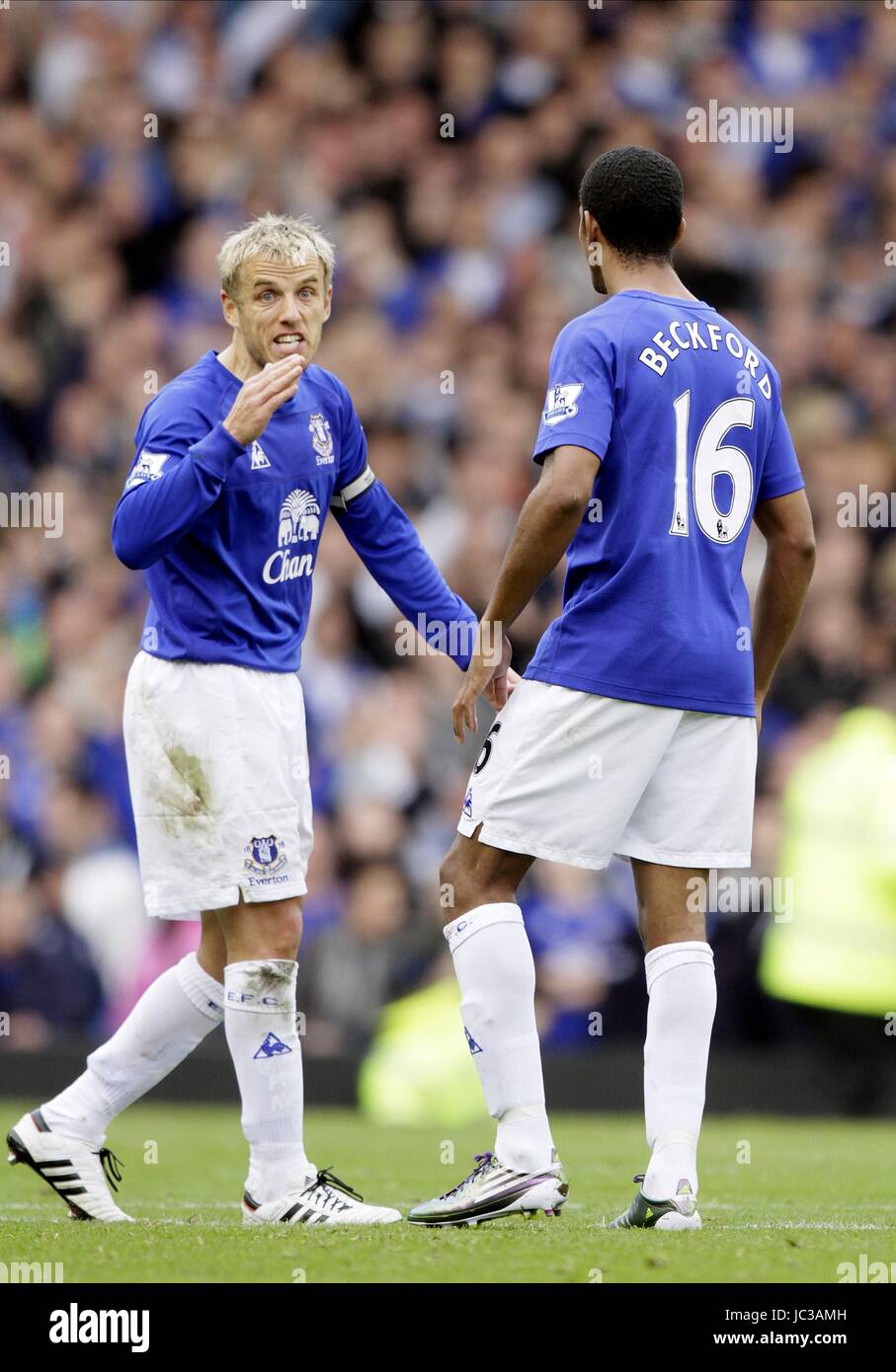 PHIL NEVILLE JERMAINE BECKFORD EVERTON FC EVERTON FC GOODISON PARK ...