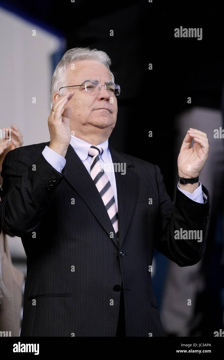 Bill kenwright hi-res stock photography and images - Alamy