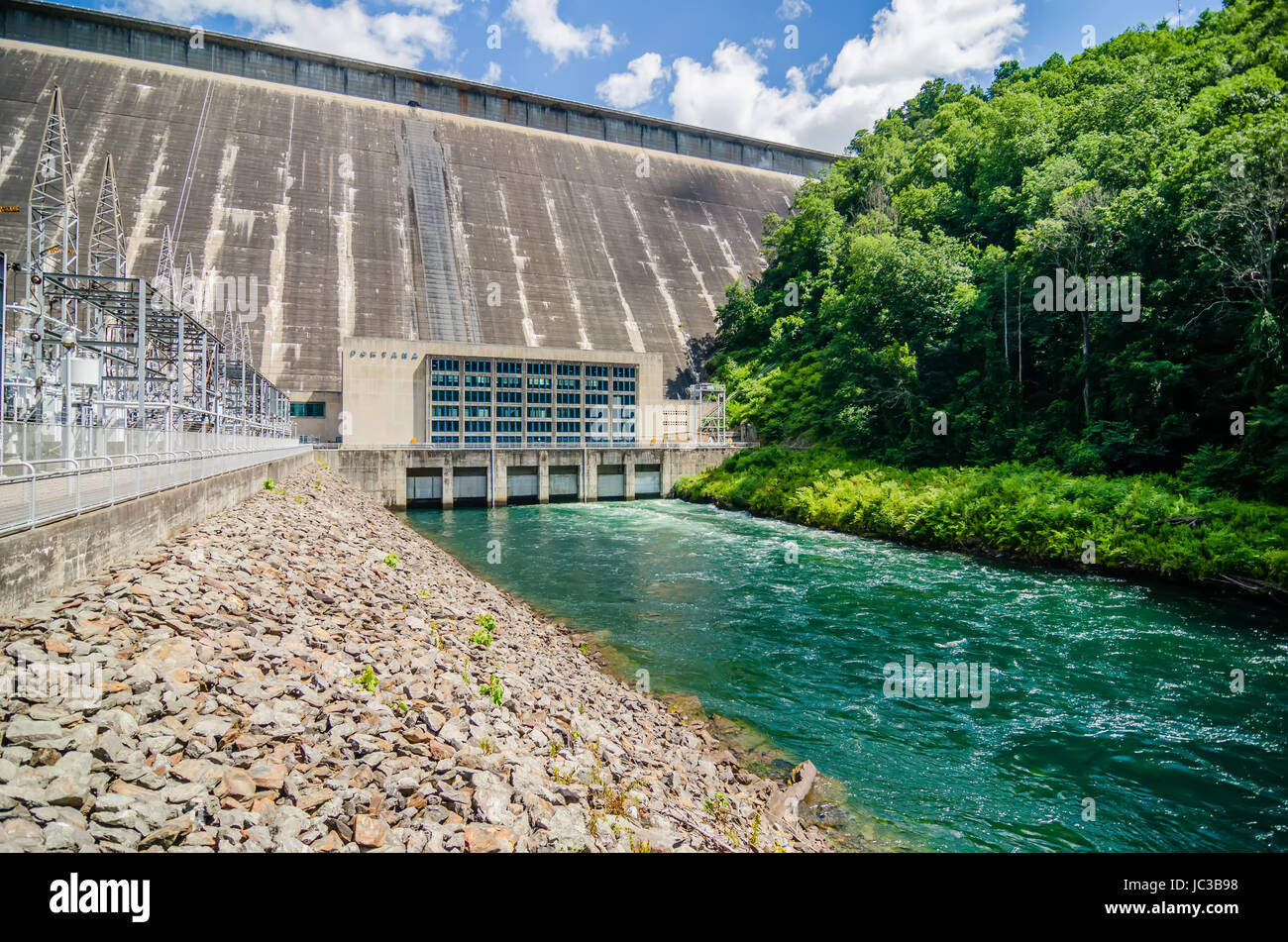 Fontana lake dam hi-res stock photography and images - Alamy