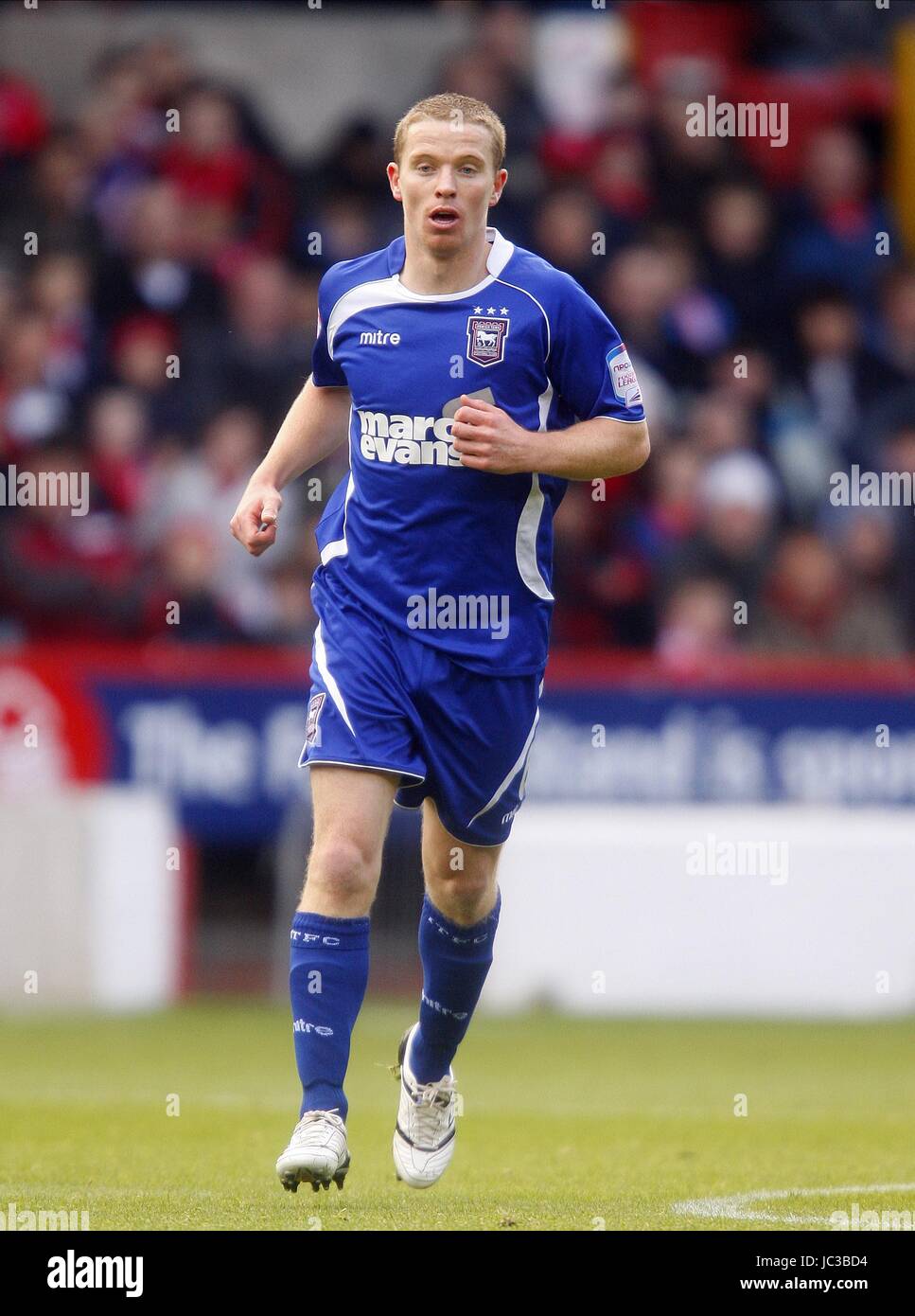 GRANT LEADBITTER IPSWICH TOWN FC IPSWICH TOWN FC CITY GROUND NOTTINGHAM ...