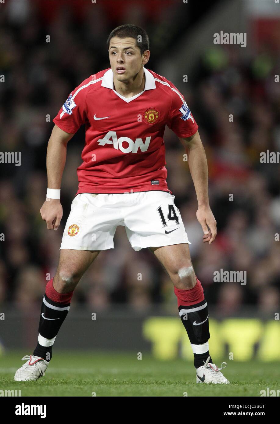 JAVIER HERNANDEZ MANCHESTER UNITED FC MANCHESTER UNITED FC OLD TRAFFORD ...
