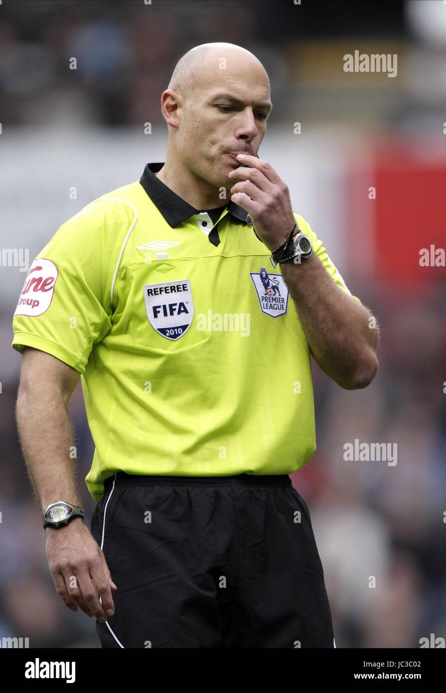 HOWARD WEBB FIFA REFEREE FIFA REFEREE VILLA PARK BIRMINGHAM ENGLAND 31 ...