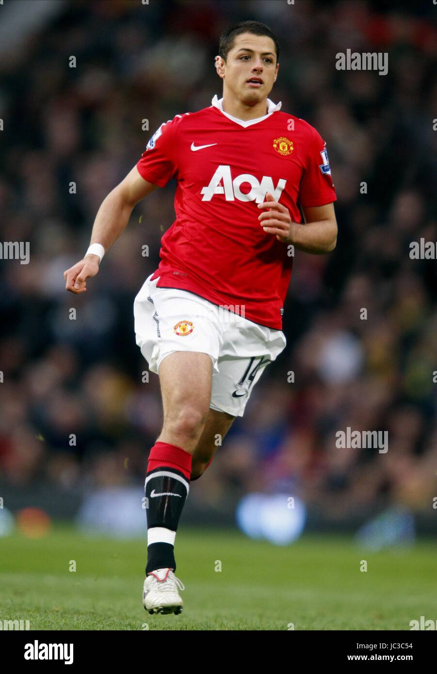 JAVIER HERNANDEZ MANCHESTER UNITED FC MANCHESTER UNITED FC OLD TRAFFORD ...