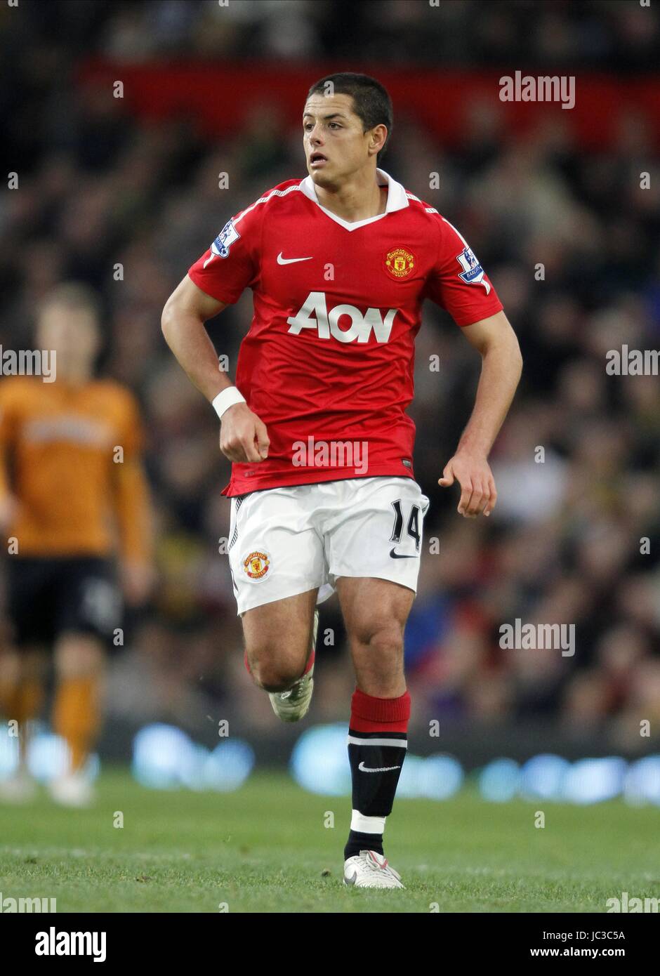 JAVIER HERNANDEZ MANCHESTER UNITED FC MANCHESTER UNITED FC OLD TRAFFORD ...