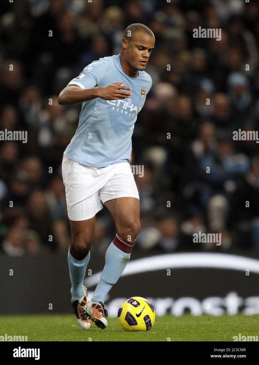Vincent kompany of manchester city hi-res stock photography and images ...
