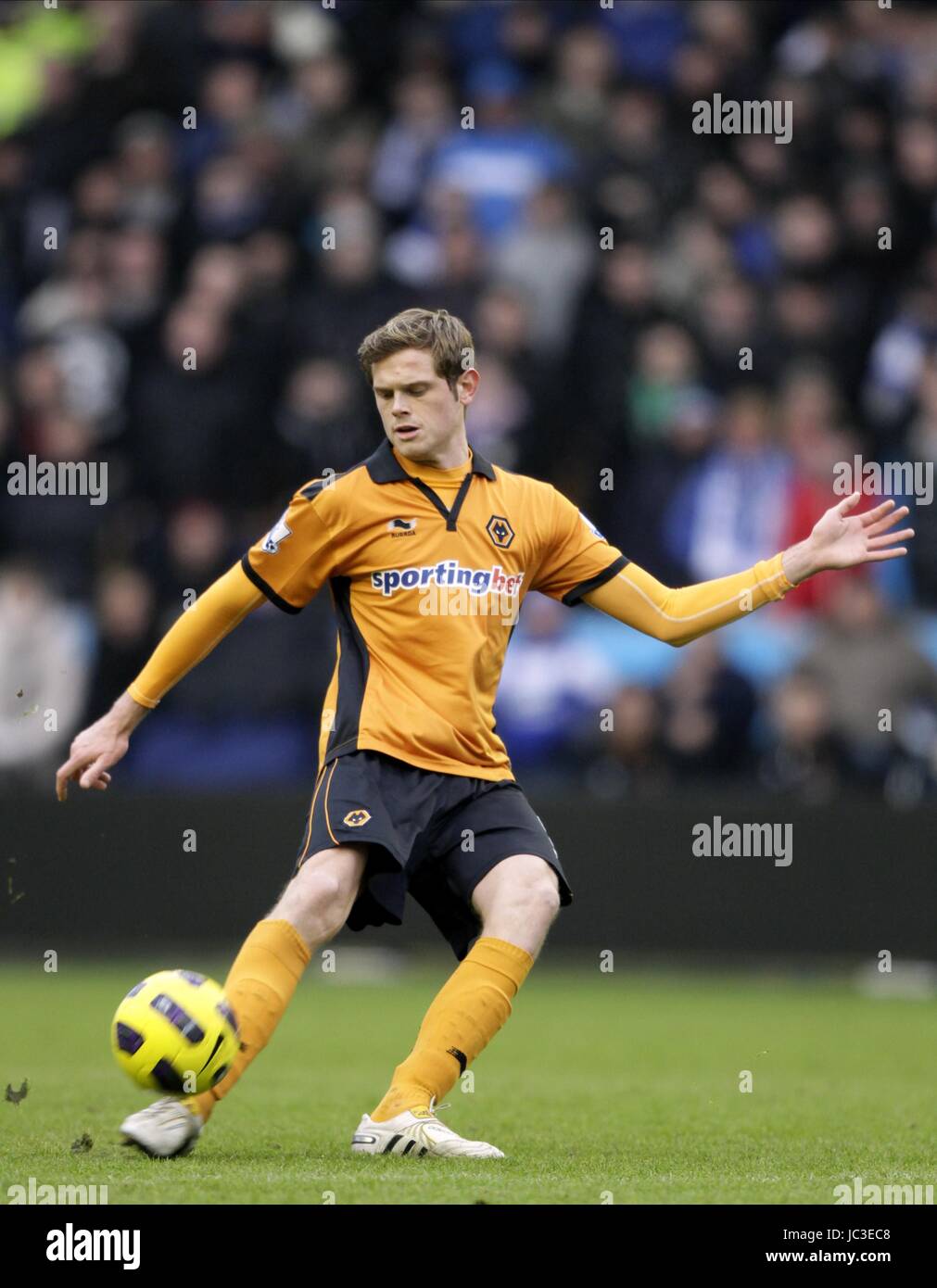 RICHARD STEARMAN WOLVERHAMPTON WANDERERS FC WOLVERHAMPTON WANDERERS FC ...