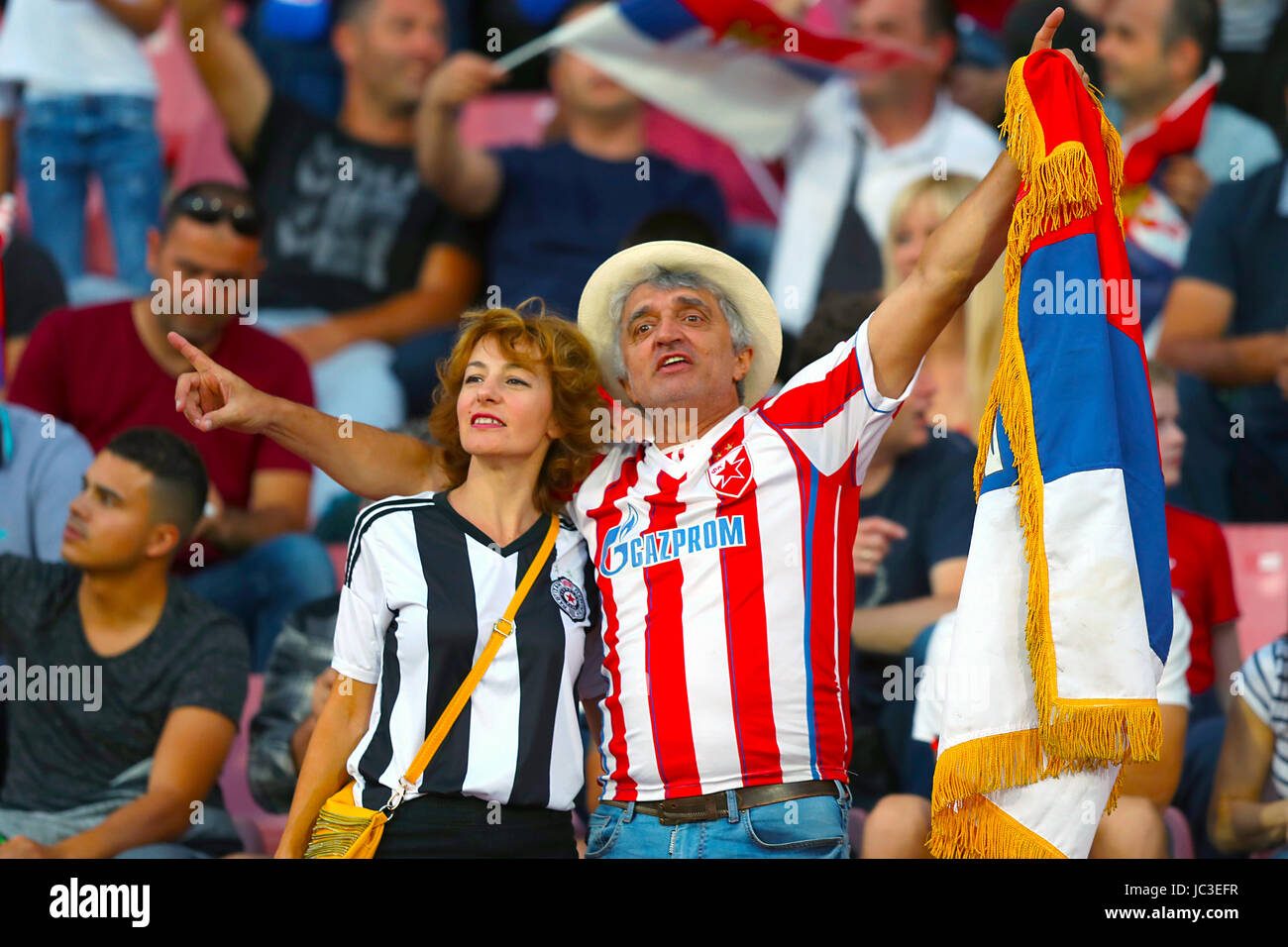 Serbia flag world cup fans hi-res stock photography and images - Alamy