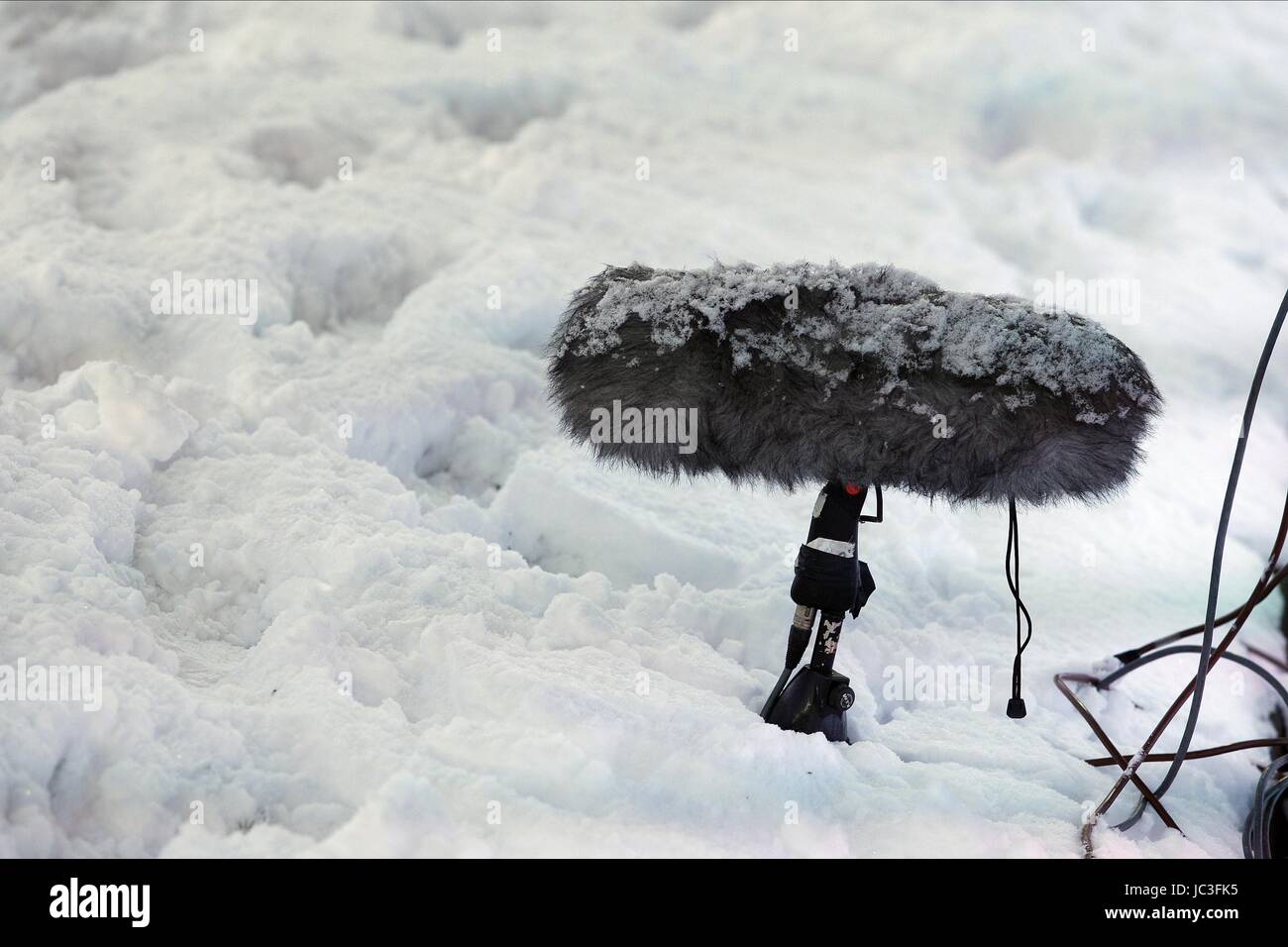 Pitchside microphone hi-res stock photography and images - Alamy