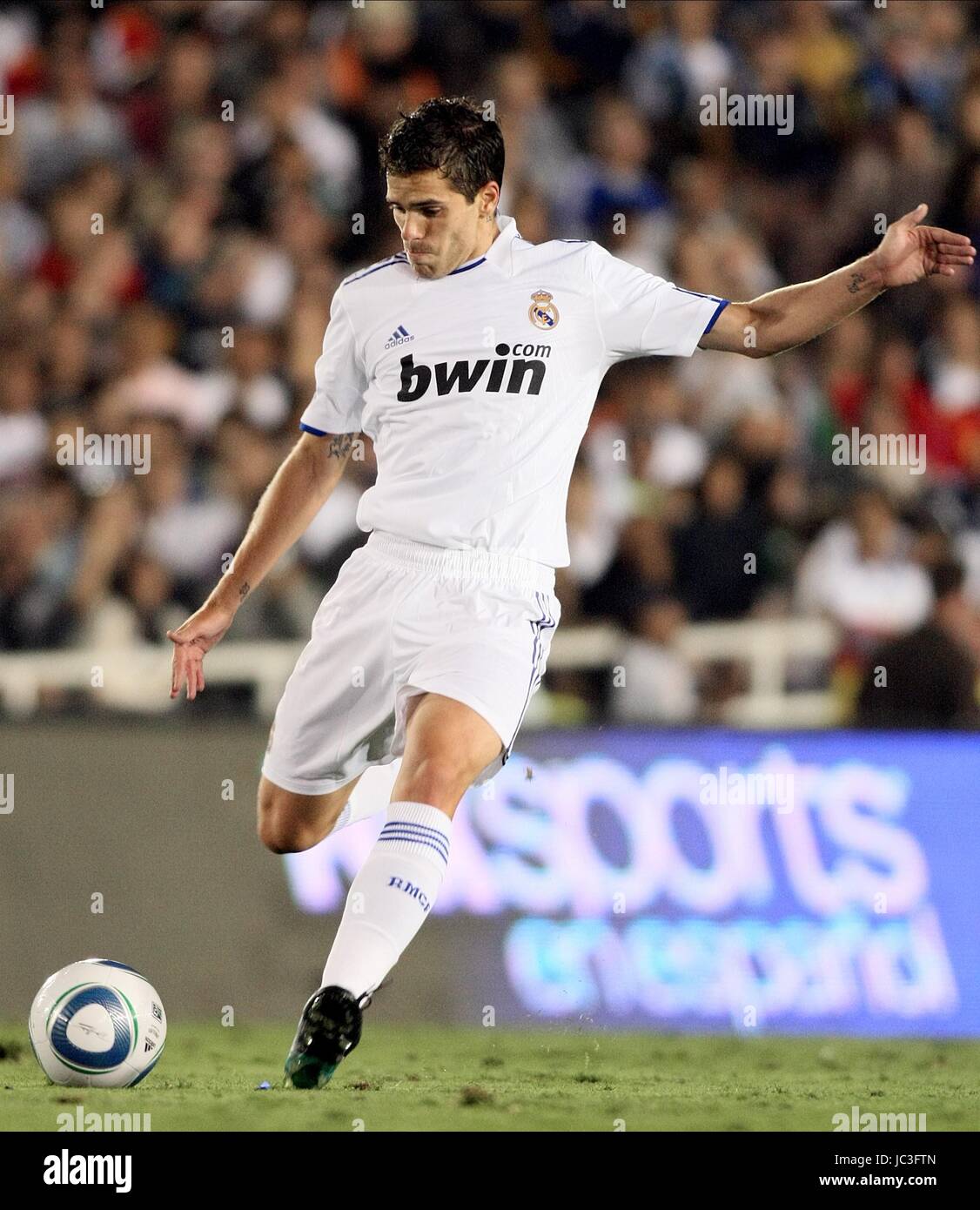 Fernando gago real madrid real hi-res stock photography and images - Alamy