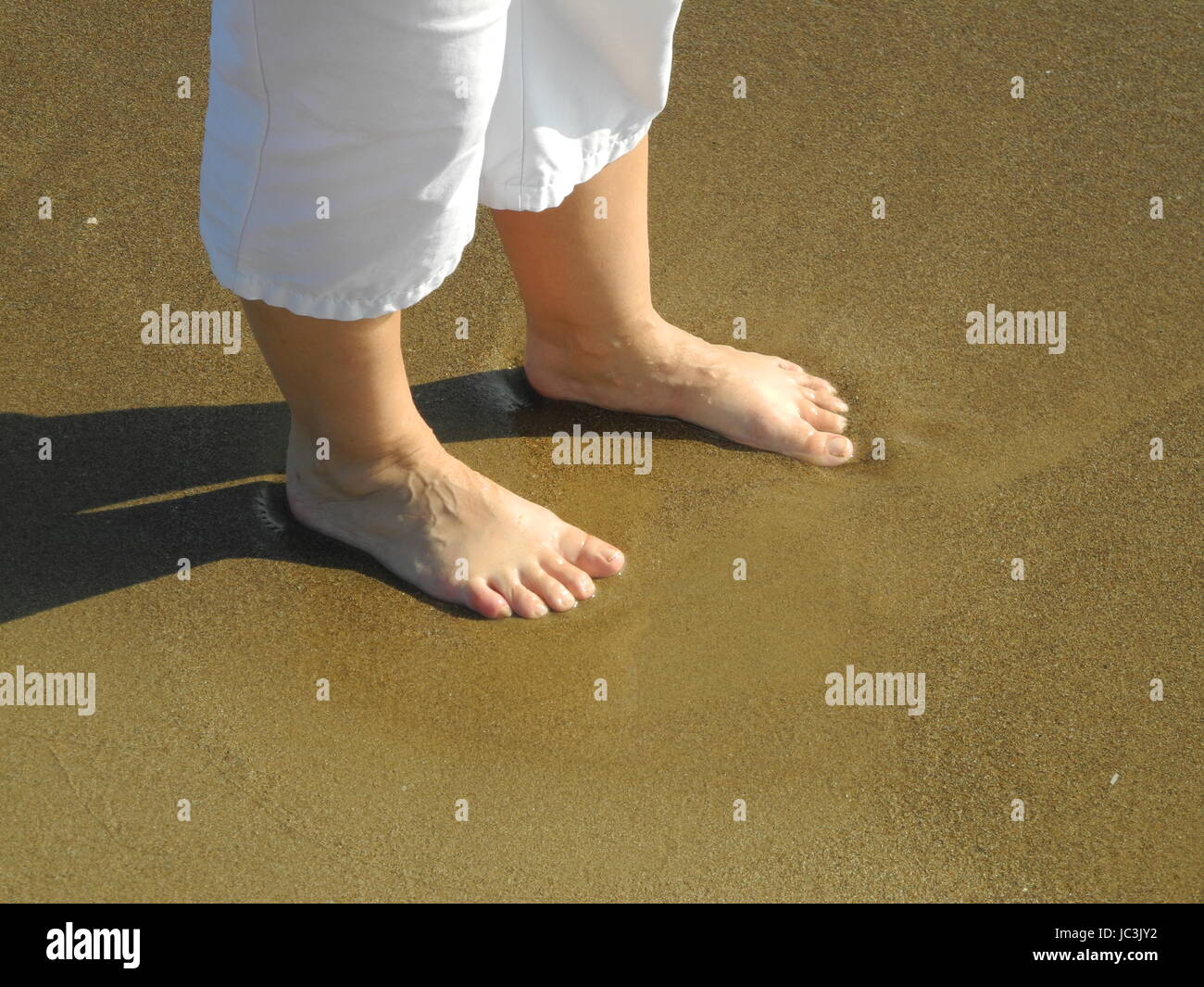 strand, sand, sandstrand,füße, meer, wellen, meereswellen, wellness ...