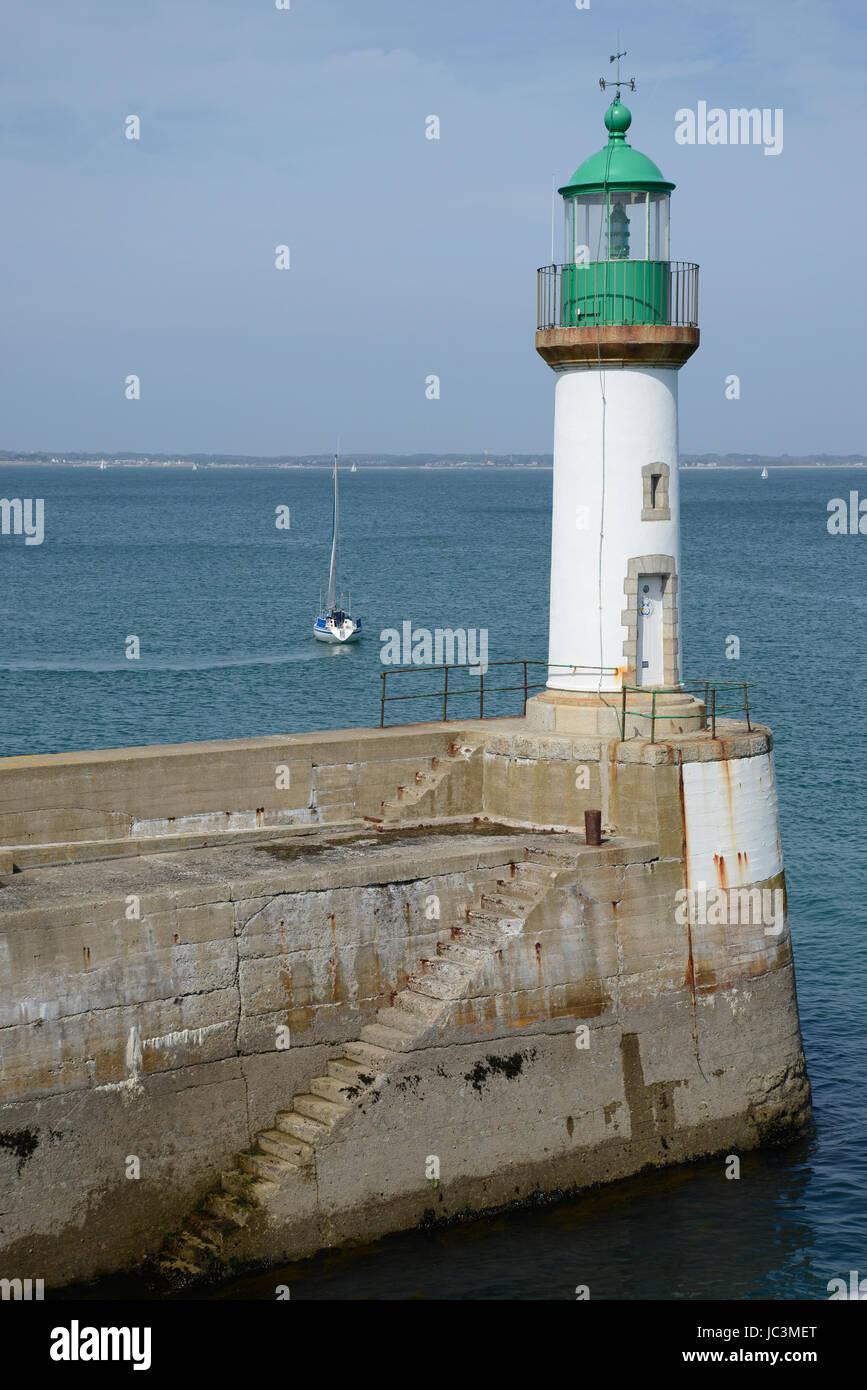 leuchtturm ,port tudy, ile de groix, Hafen , Bretagne, Frankreich, grün ...