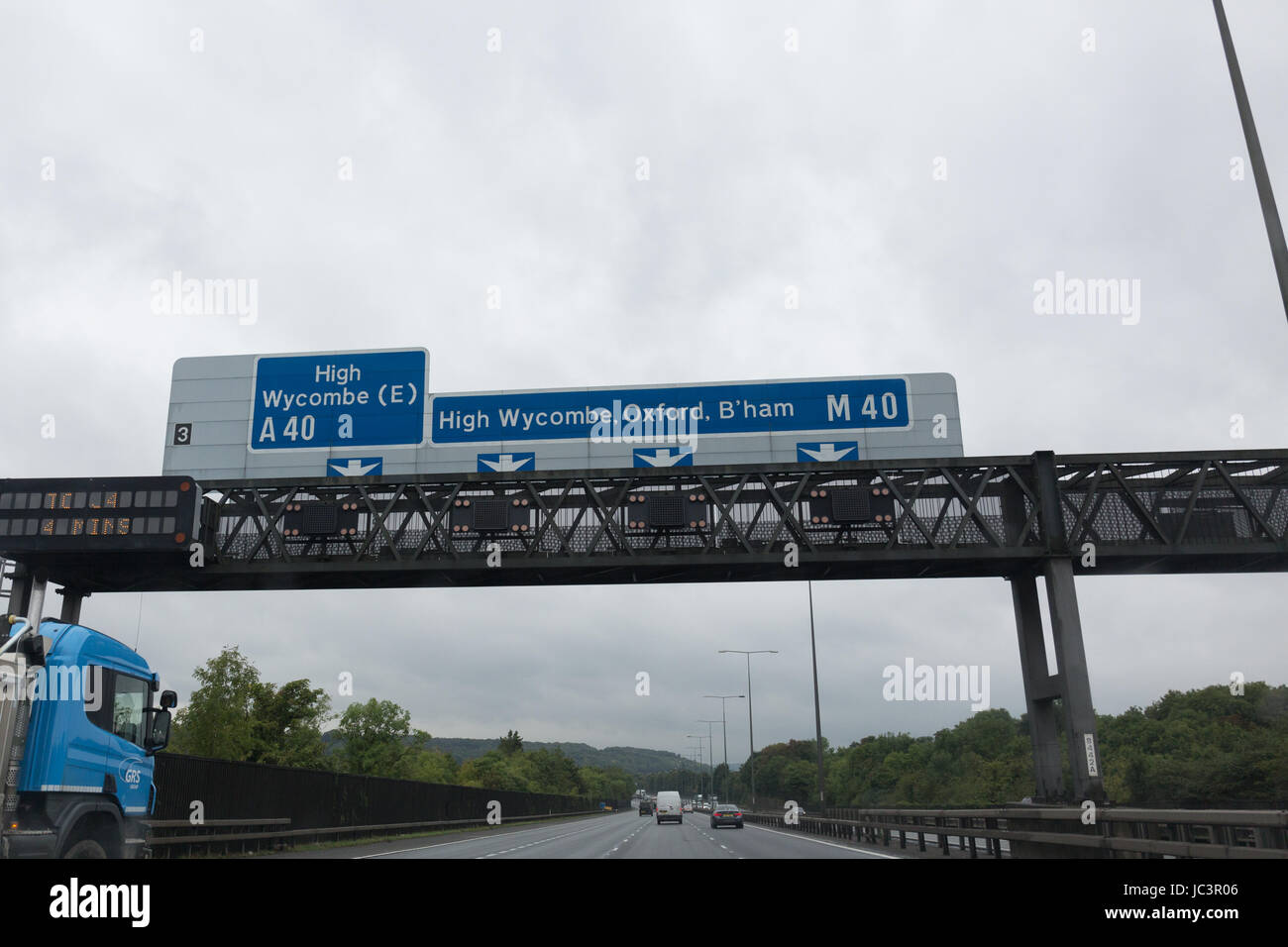 Motorway gantry sign Stock Photo - Alamy