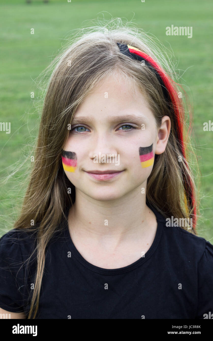 League of german girls sport hi-res stock photography and images - Alamy