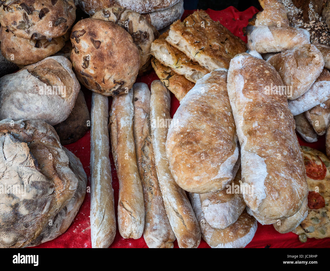 A pile of bread hi-res stock photography and images - Alamy