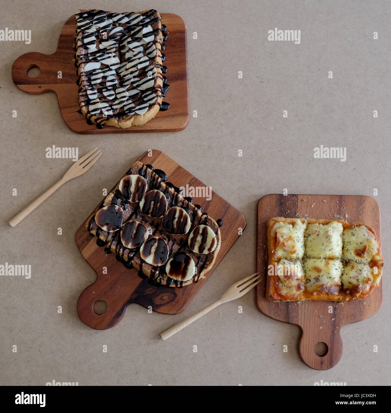 breakfast toast, Pizza toasted bread, bananas chocolate toasted bread ...