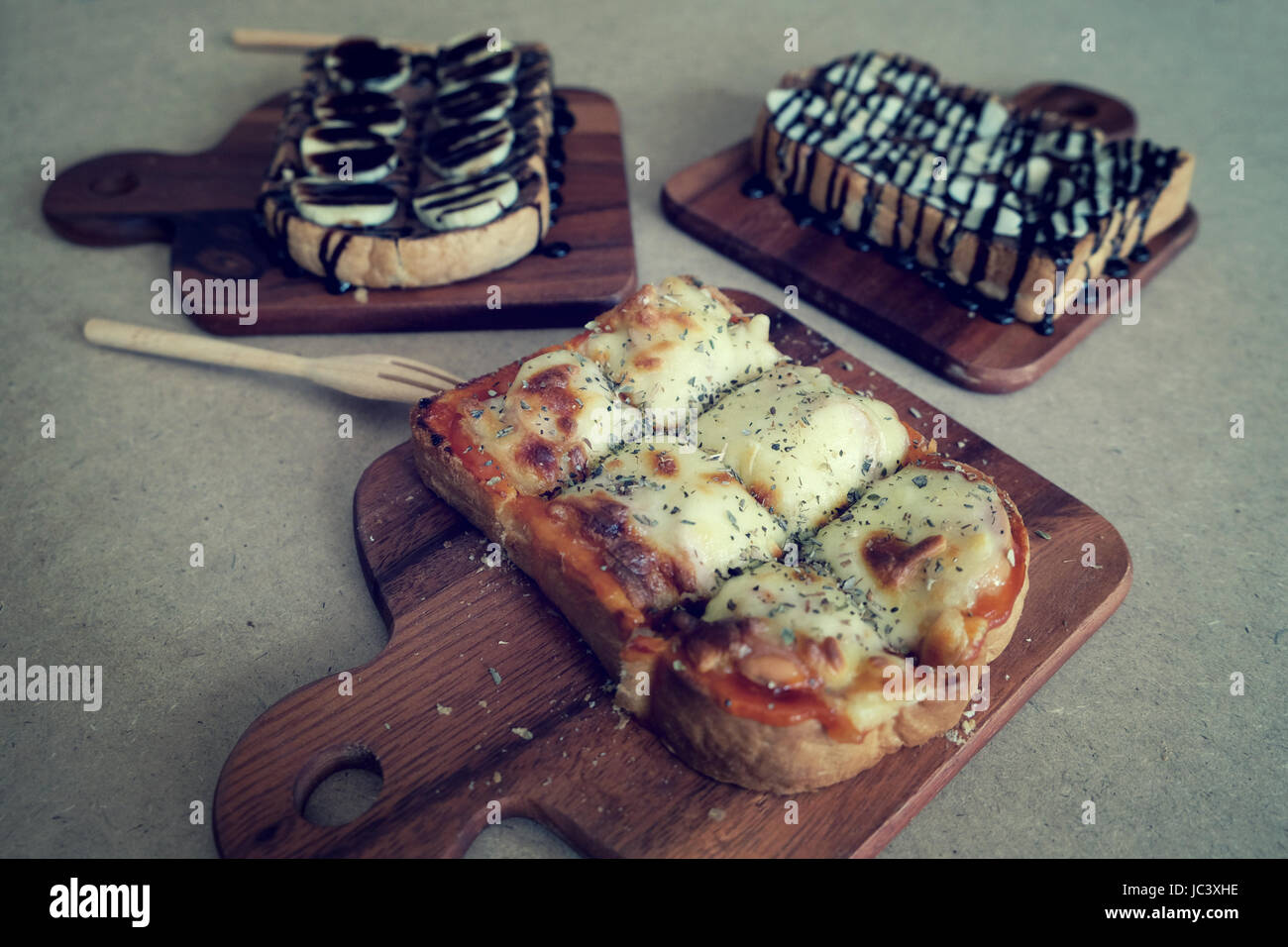 breakfast toast, Pizza toasted bread, bananas chocolate toasted bread ...