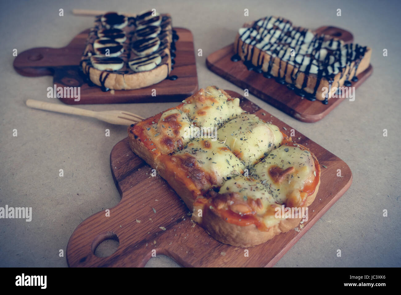 breakfast toast, Pizza toasted bread, bananas chocolate toasted bread ...
