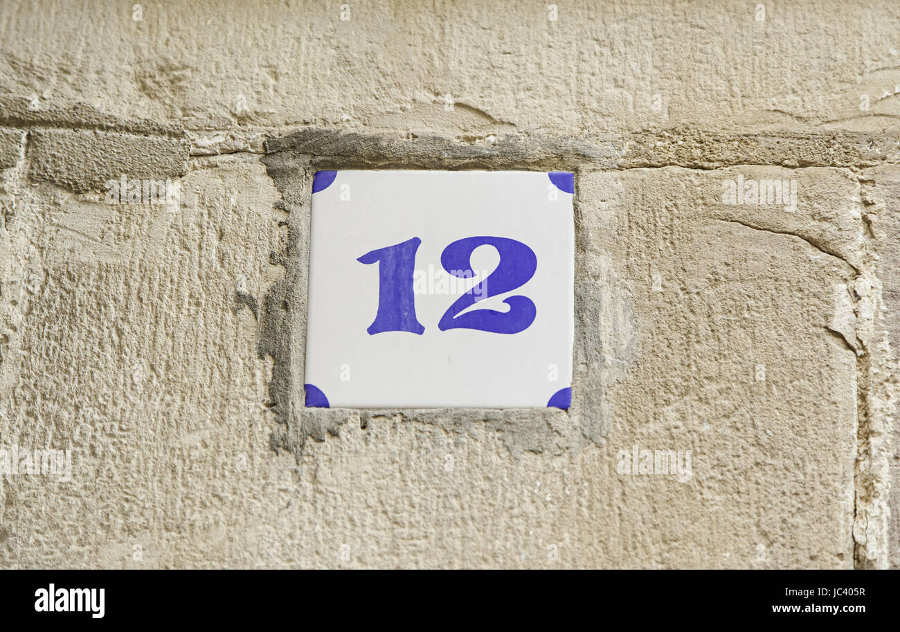 Digit twelve hi-res stock photography and images - Alamy
