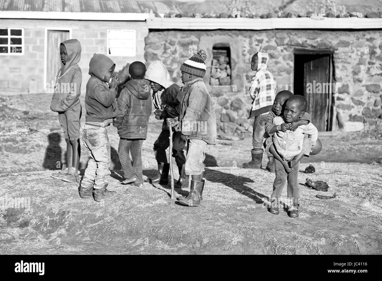 Homeless children south africa hi-res stock photography and images - Alamy