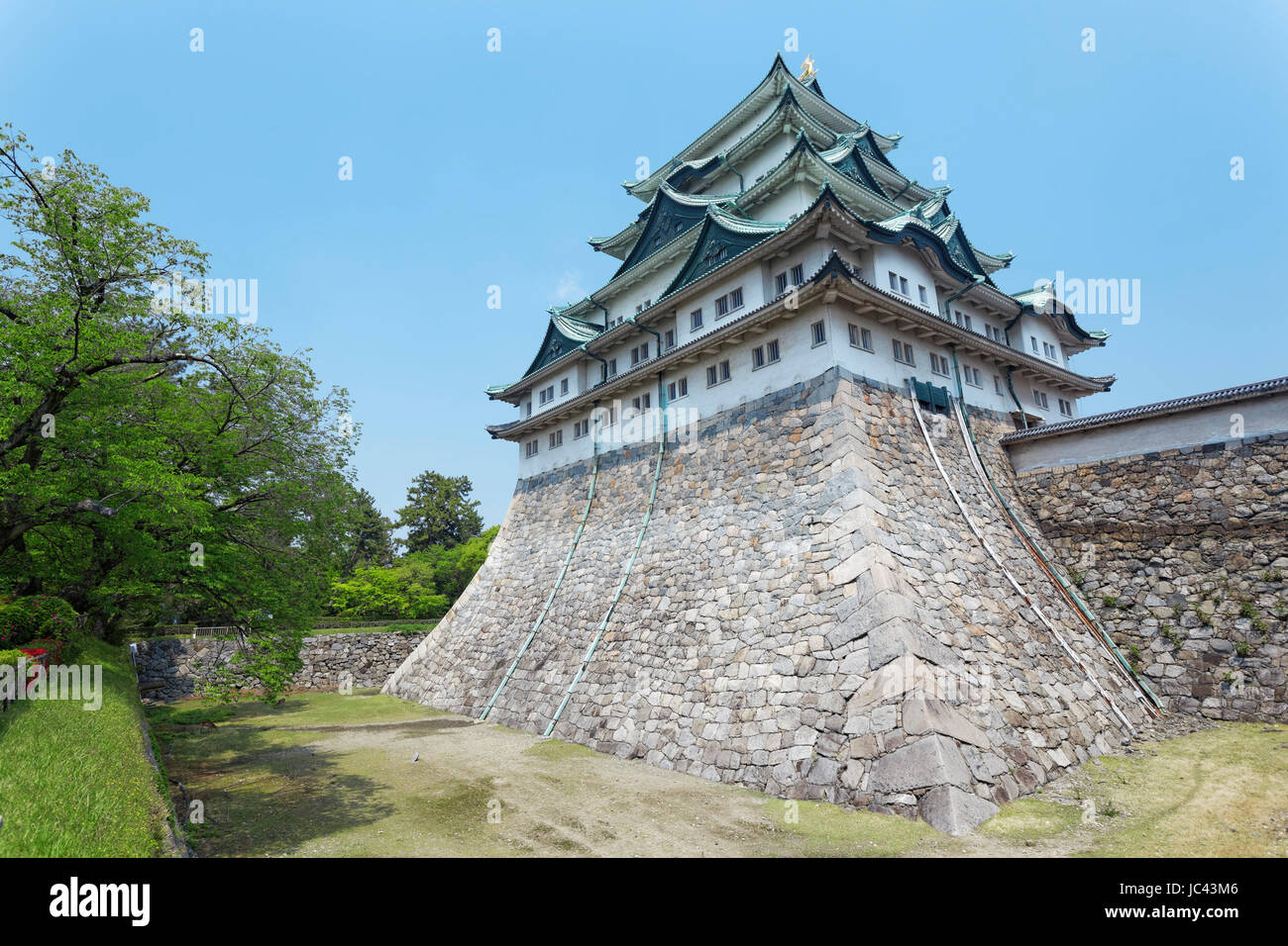 Nagoya castle atop with golden tiger fish head pair called "King Cha ...