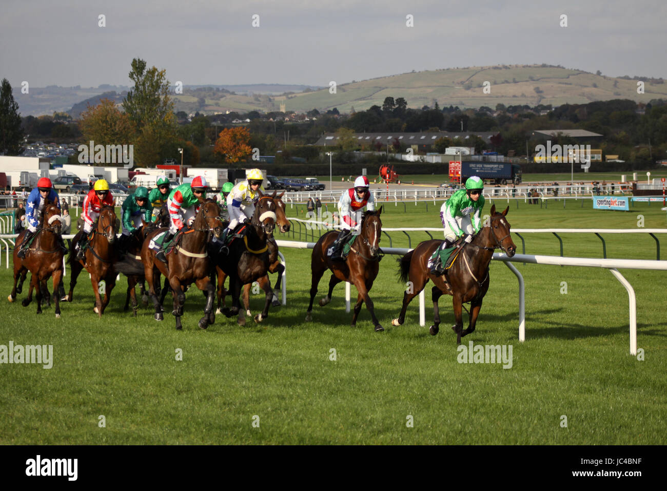 At cheltenham racecourse hi-res stock photography and images - Alamy