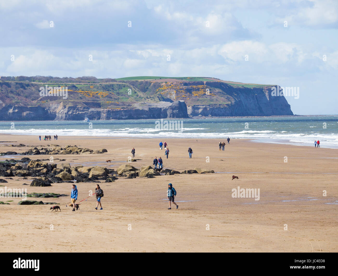 Kettleness beach hi-res stock photography and images - Alamy
