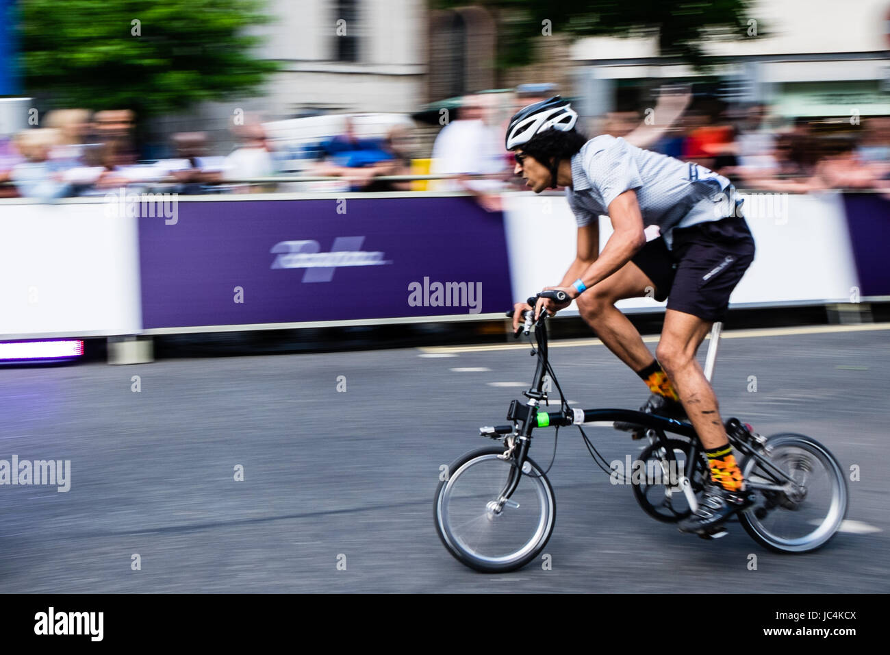 Bromptons hi-res stock photography and images - Alamy