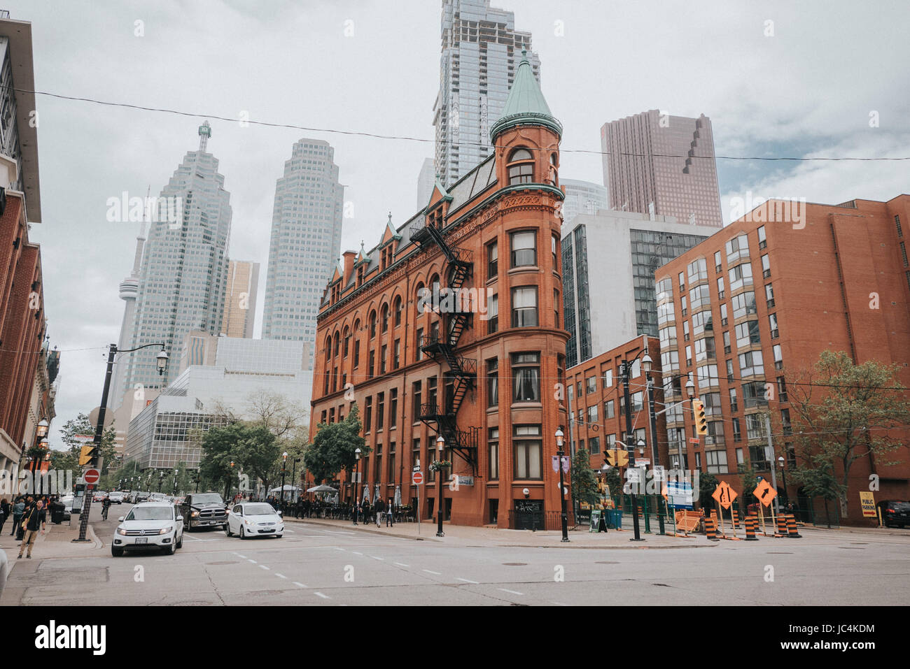 Tall vertical structure hi-res stock photography and images - Alamy