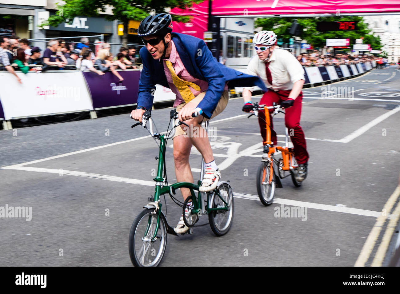 Bromptons hi-res stock photography and images - Alamy