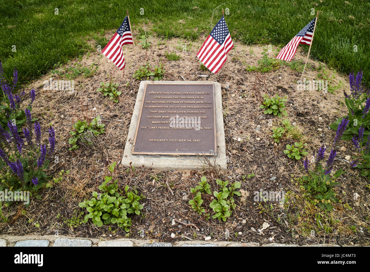 capsule of tracings of national memorial buried at Philadelphia vietnam ...