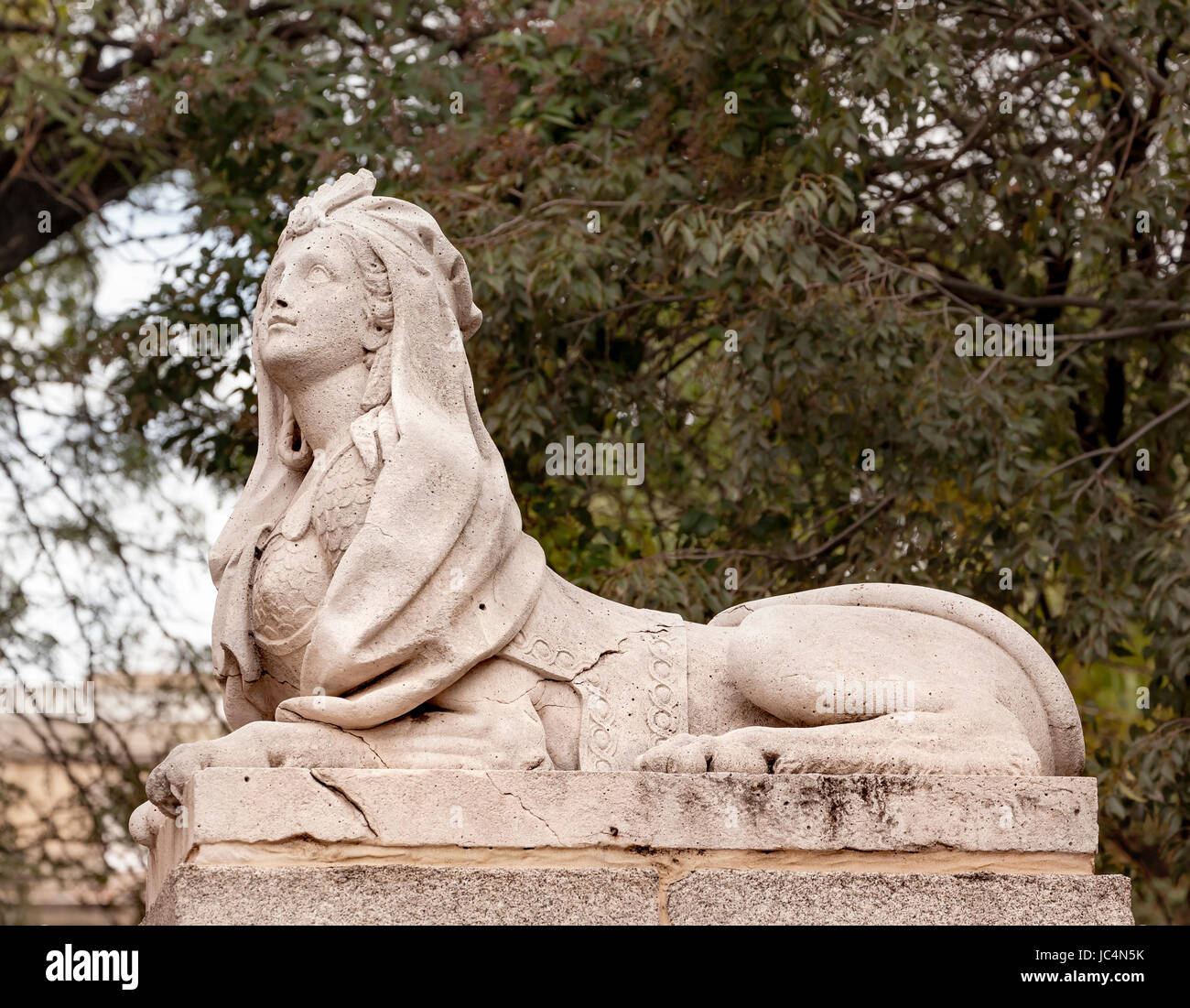 Female sphinx hi-res stock photography and images - Alamy