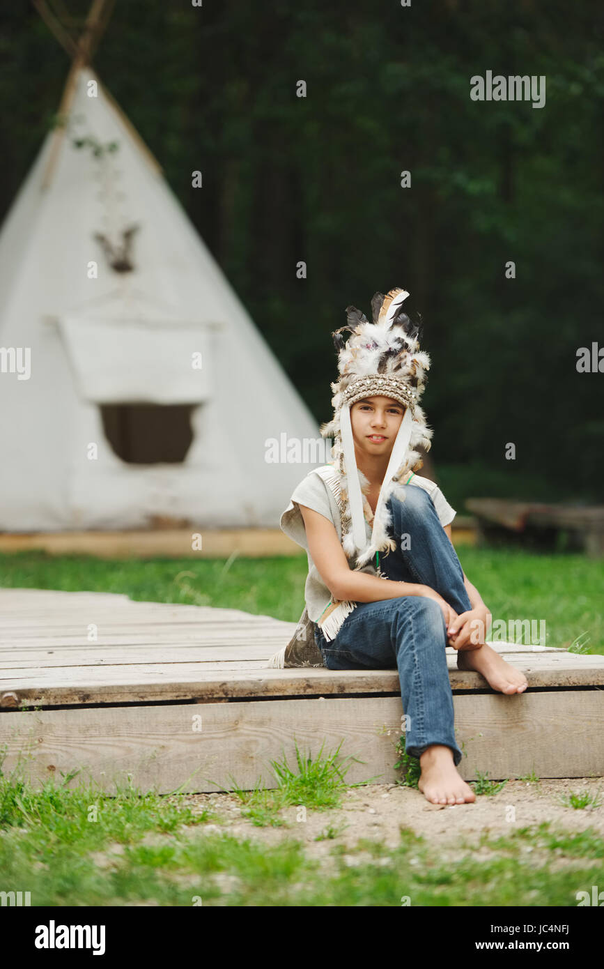 Navajo children playing hi-res stock photography and images - Alamy