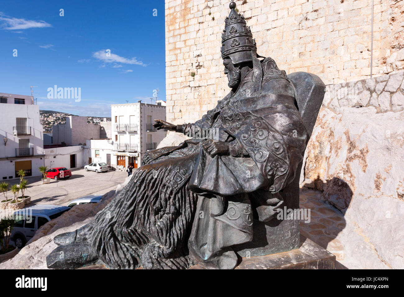 Papa Luna, Benedicto XIII , monument by Sergio Blanco, Peniscola ...