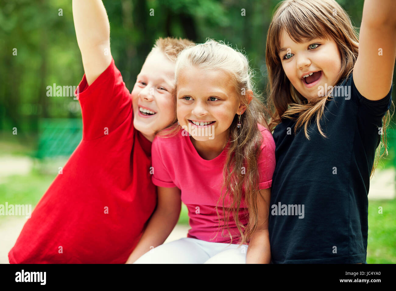 Portrait of happy kids Stock Photo - Alamy