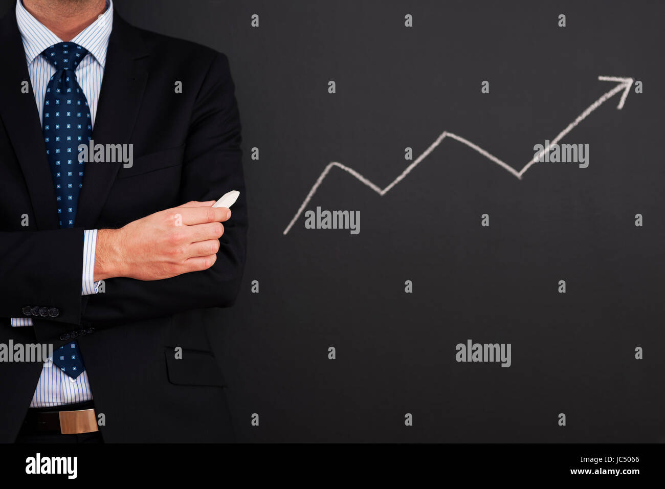 Crossed out arrow hi-res stock photography and images - Alamy