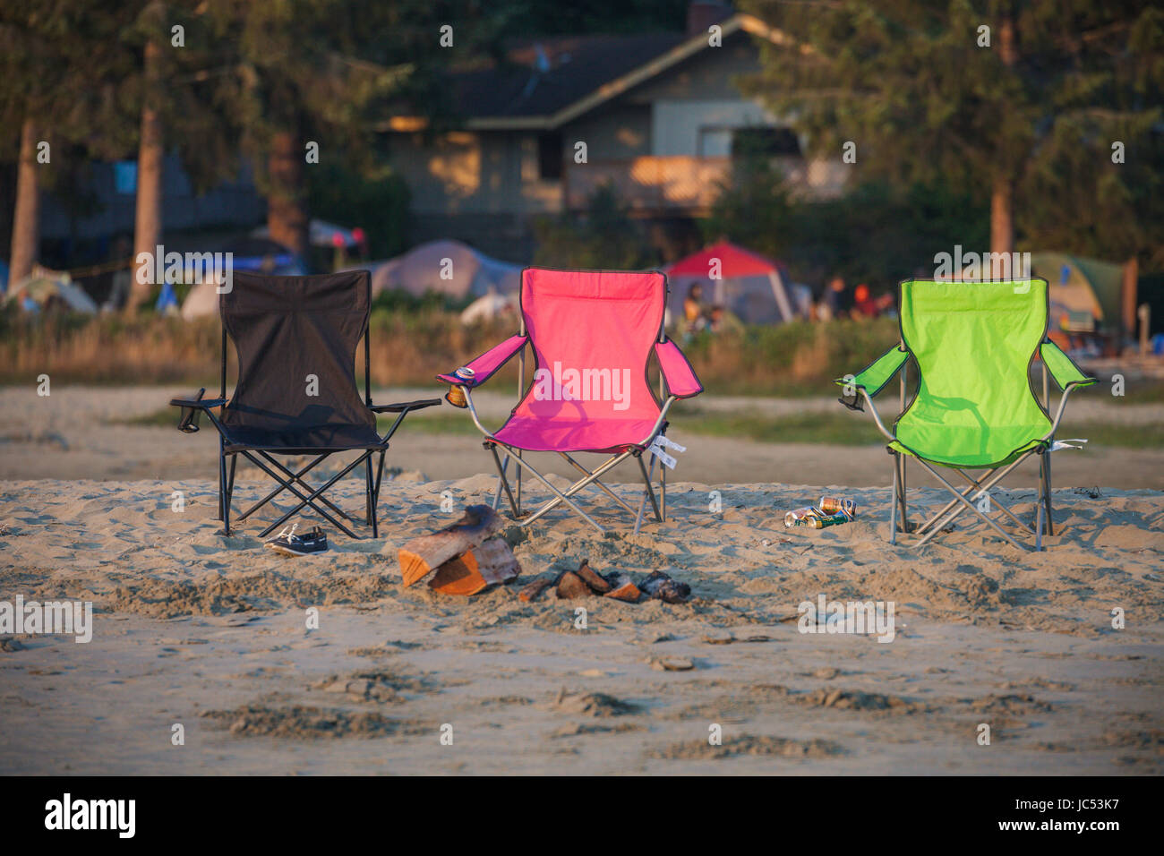 Three beach chairs hi-res stock photography and images - Alamy