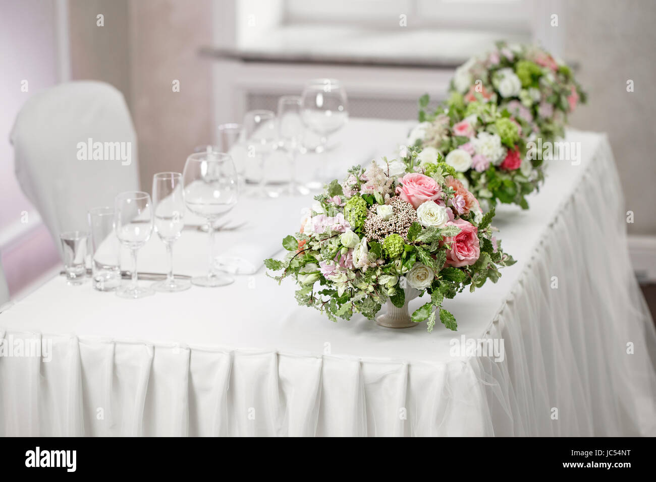 table setting, festive tables ready for guests Stock Photo - Alamy