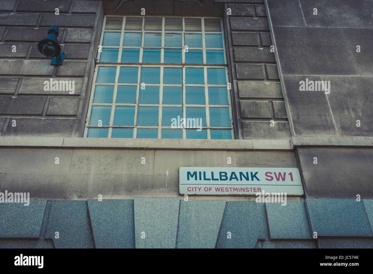 Mi5 building london millbank hi-res stock photography and images - Alamy