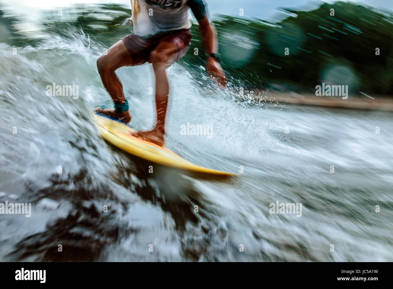 Side wave hi-res stock photography and images - Alamy