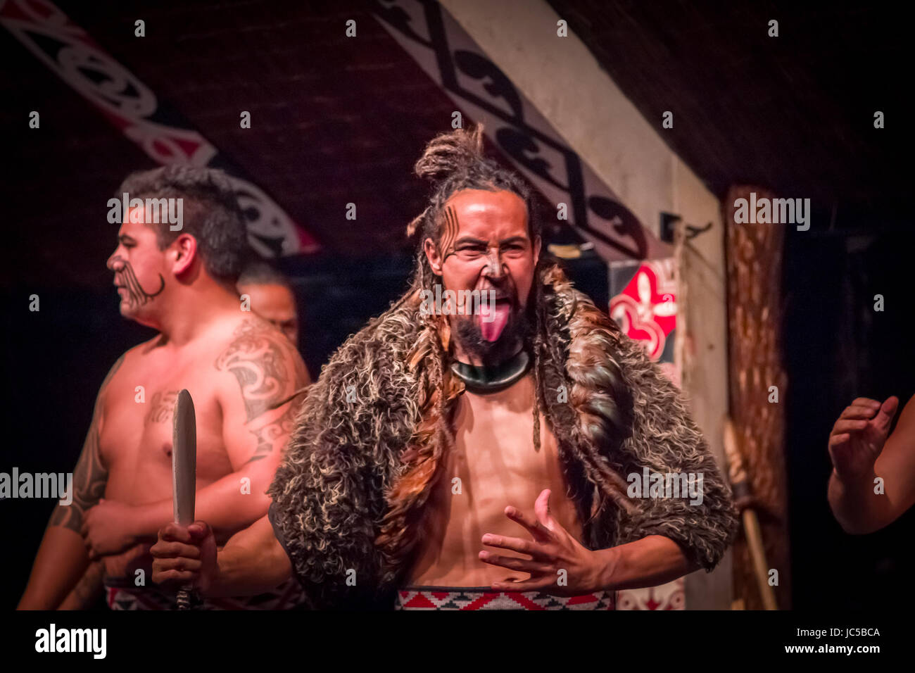 Maori warrior tongue sticking out hi-res stock photography and images ...