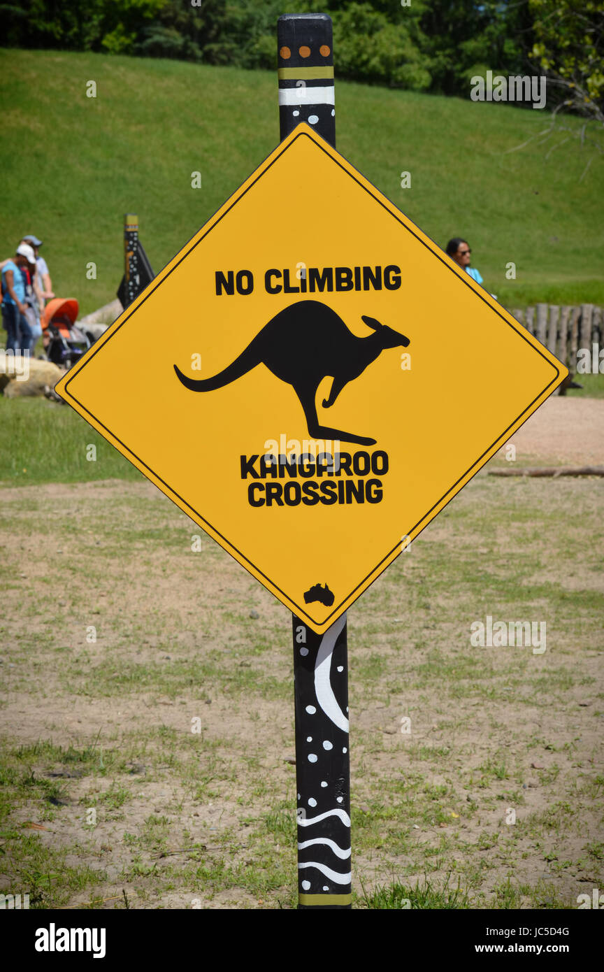 Kangaroo Crossing Sign at the Minnesota Zoo Stock Photo - Alamy