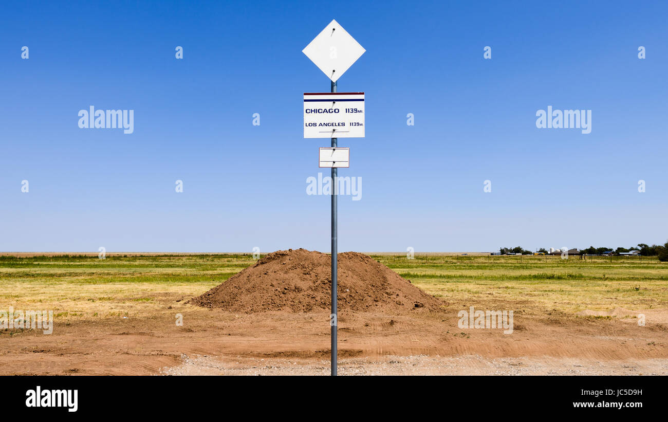 Route 66 midpoint sign Stock Photo - Alamy