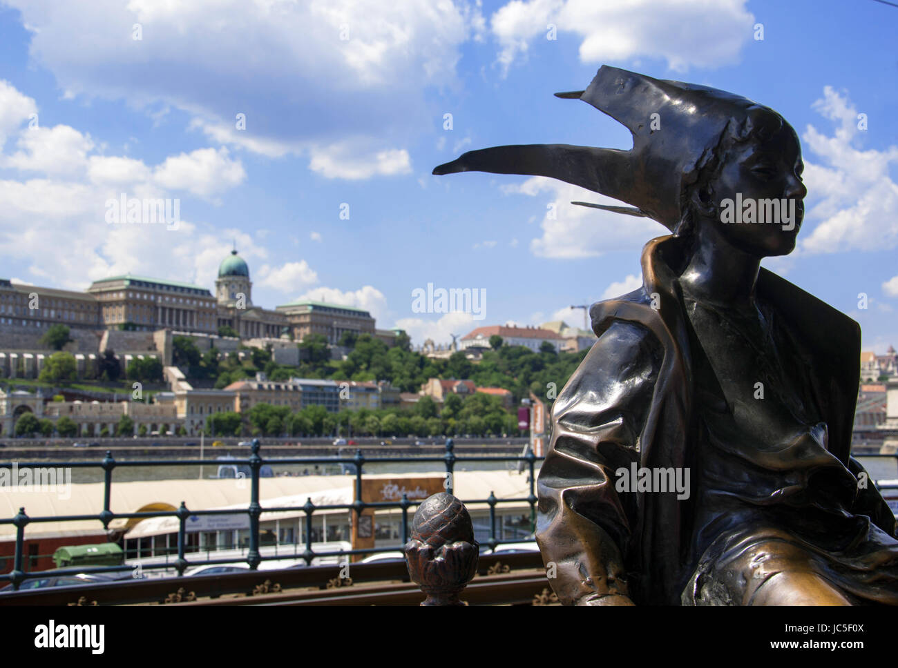 little Princess statue in Budapest Stock Photo - Alamy