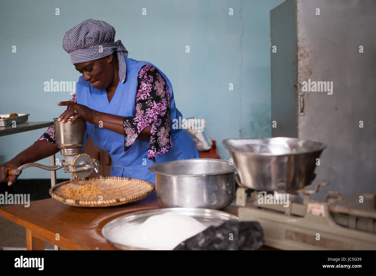 Female baker, Tanzania, Africa Stock Photo - Alamy
